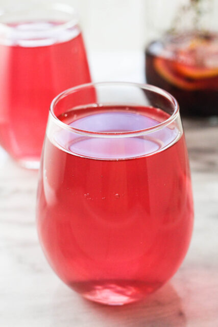 Blueberry Water Recipe (Simple & Refreshing) | MariaUshakova.com