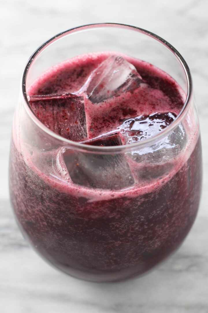 How to Make Blueberry Juice (Easy Recipe) | MariaUshakova.com