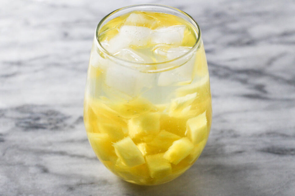 How to Make Pineapple Water (2 Easy Recipes) | MariaUshakova.com