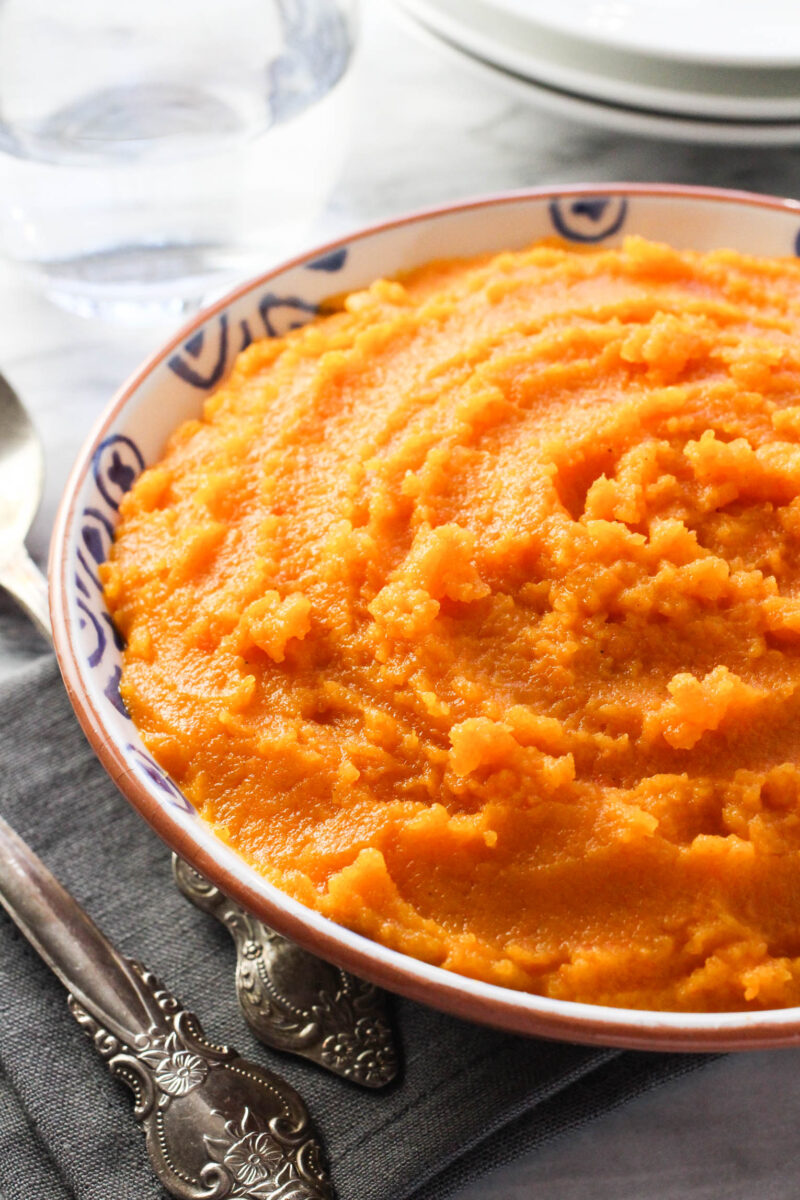 Carrot and Swede Mash Recipe (Easy Side Dish) | MariaUshakova.com