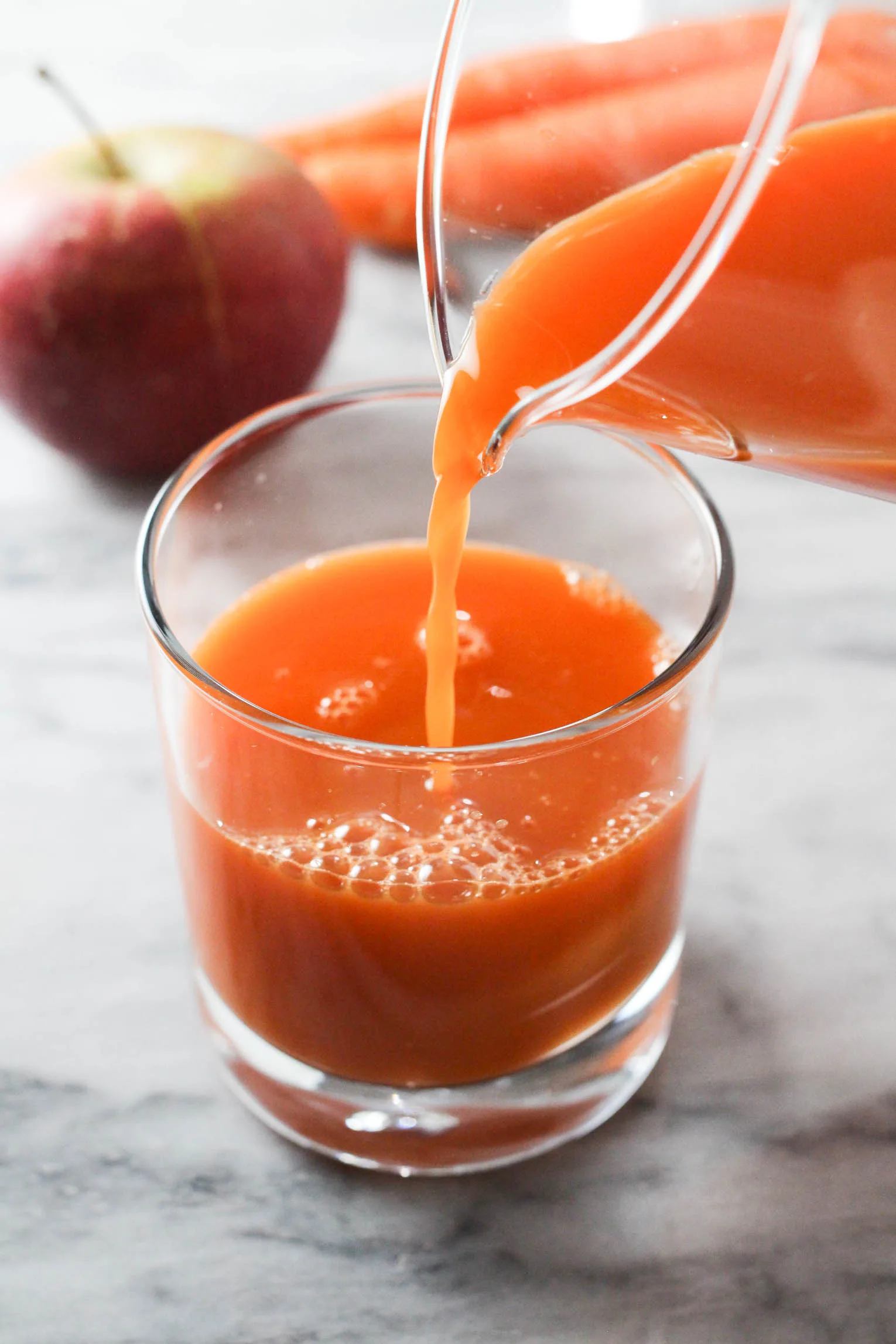 Easy Carrot Apple Ginger Juice Recipe | MariaUshakova.com